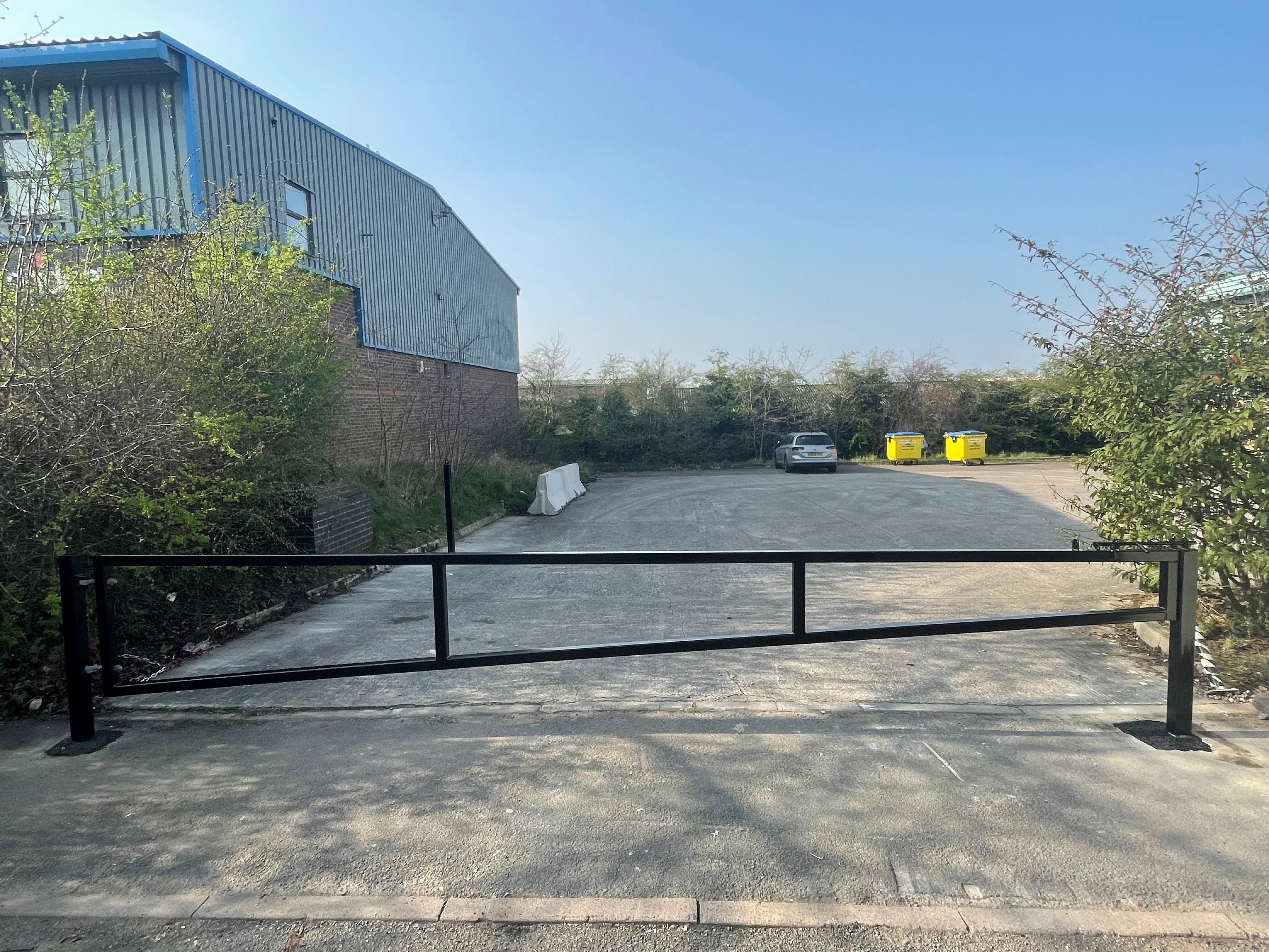 Car Park Swing Gates - Flowplates.co.uk